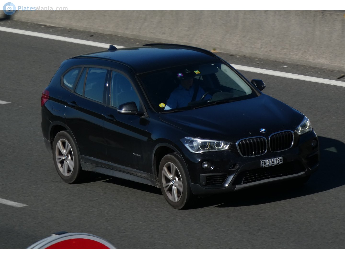 "FR 374726" photos BMW X1. Switzerland