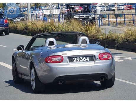 29364, Mazda MX-5/Miata , License plate of Guernsey