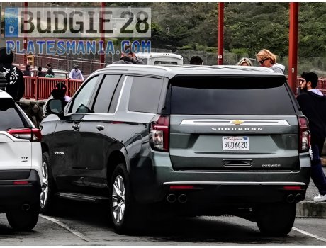 9GDY620, Chevrolet Suburban (California) License plate of the USA