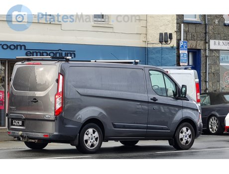 52038, Ford Transit Custom , License plate of Guernsey