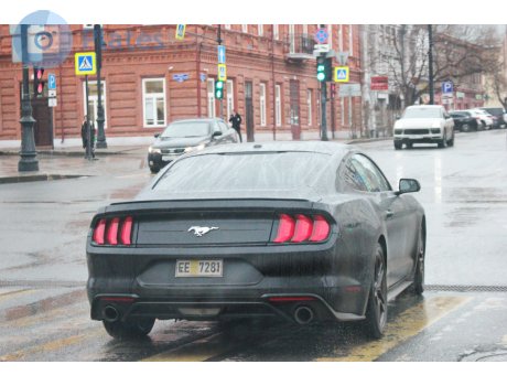 EE 7281, Ford Mustang , License plate of Armenia