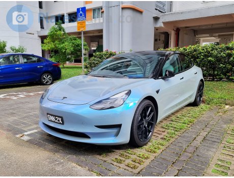 "SNK 2 X" photos Tesla Model 3. Singapore