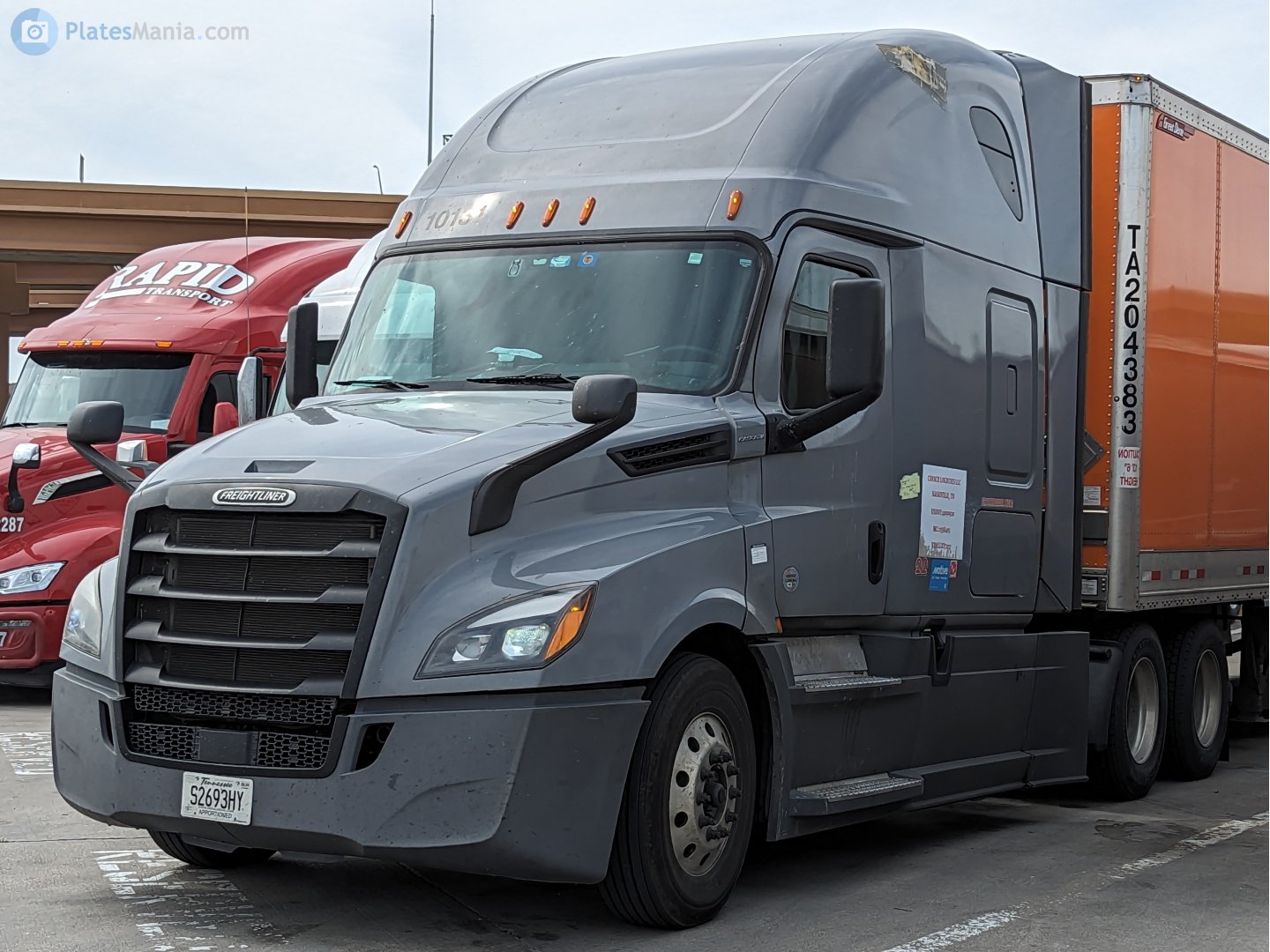 "S2693HY" photos Freightliner Cascadia. USA