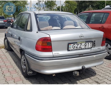 GZZ-911, Opel Astra , license plates of Hungary