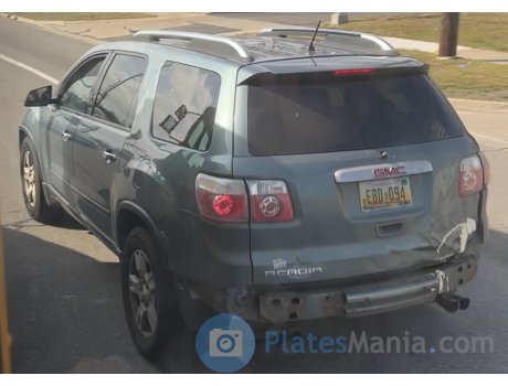 EBD 094, GMC Acadia (Michigan) License plate of the USA