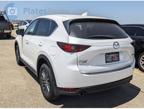 JSU 895, Mazda CX-5 (Alaska) License plate of the USA