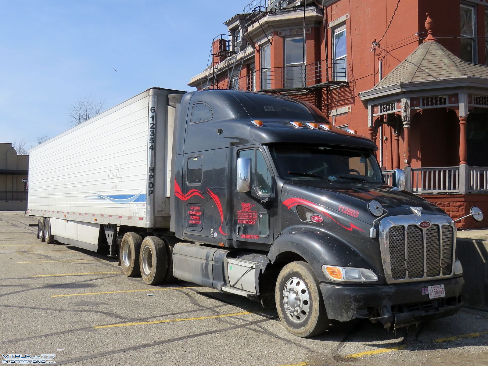 "158085" photos Peterbilt 387. USA
