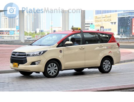 25477, Toyota Innova (Dubai) License plate of the UAE