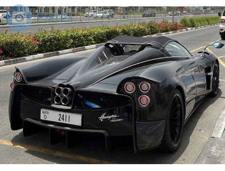 O 2411, Pagani Huayra (Dubai) License plate of the UAE
