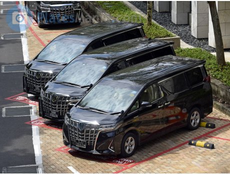 SJU 3663 M, Toyota Alphard , License plate of Singapore