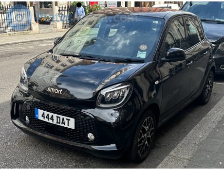 444 DAT, Smart ForFour (Kingston upon Hull) License plate of the United ...
