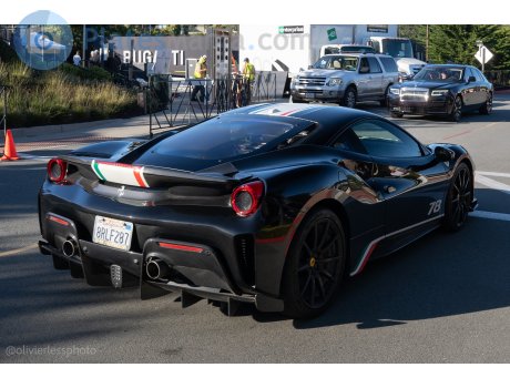 8RLF287, Ferrari 488 (California) License plate of the USA