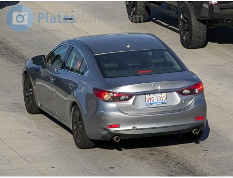 Q90 7010, Mazda 6 (Illinois) License plate of the USA