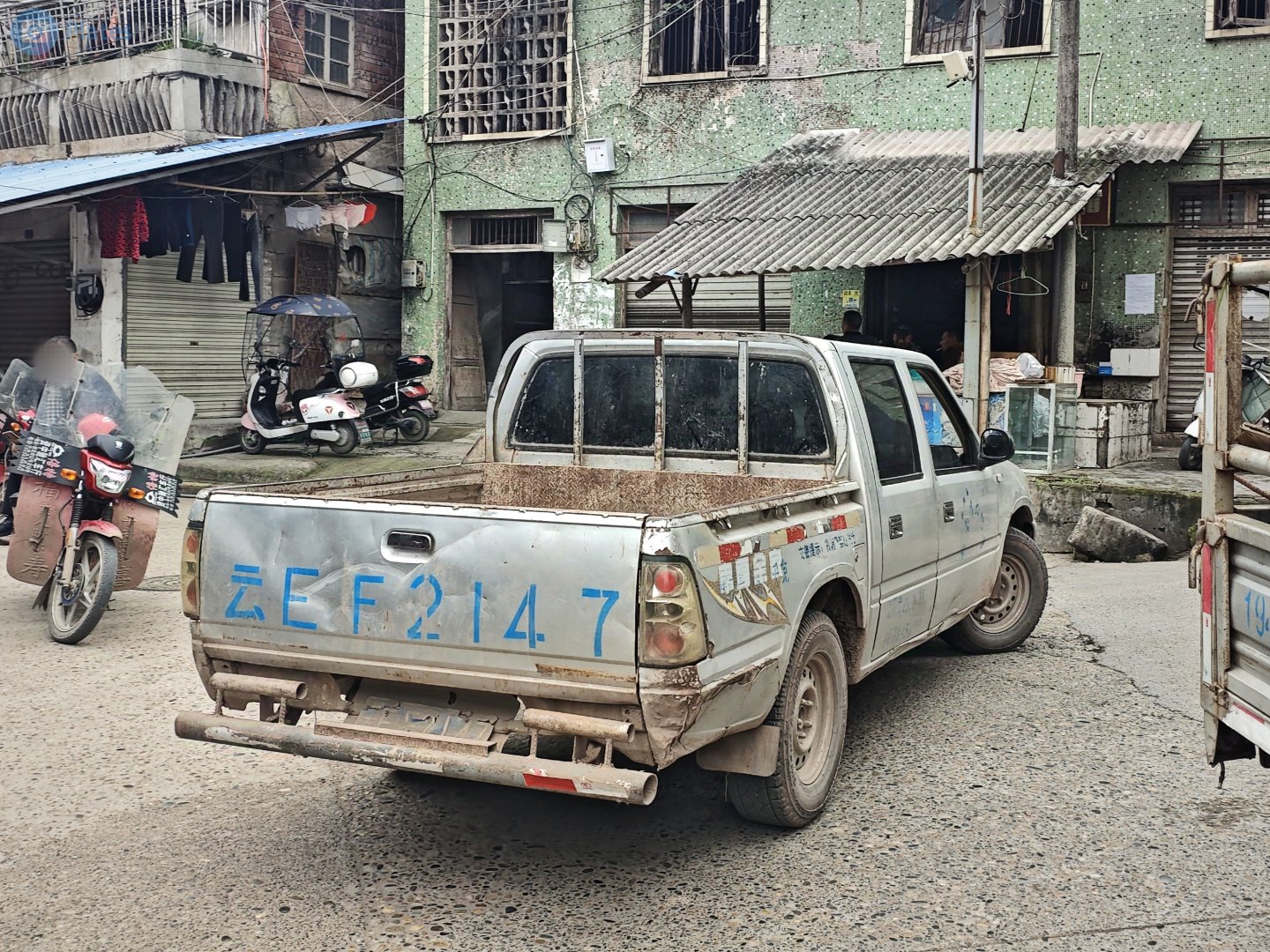 "云E·F2147" photos Foton SUP. China