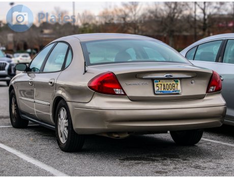 57A00B7, Ford Taurus (Alabama / Russell) License plate of the USA