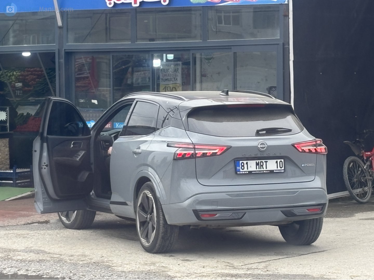 "81 MRT 10" photos Nissan Qashqai. Turkey