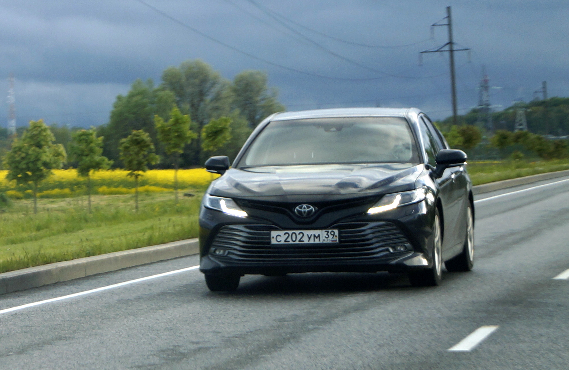 "с 202 ум 39" photos Toyota Camry. Russia