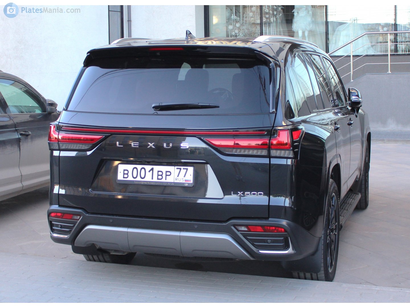 "в 001 вр 77" photos Lexus LX. Russia