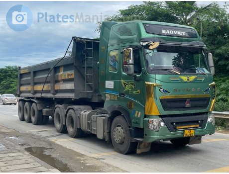 37F-003.68, CNHTC (Sinotruk) Howo A7 (Nghệ An Province) License plate ...