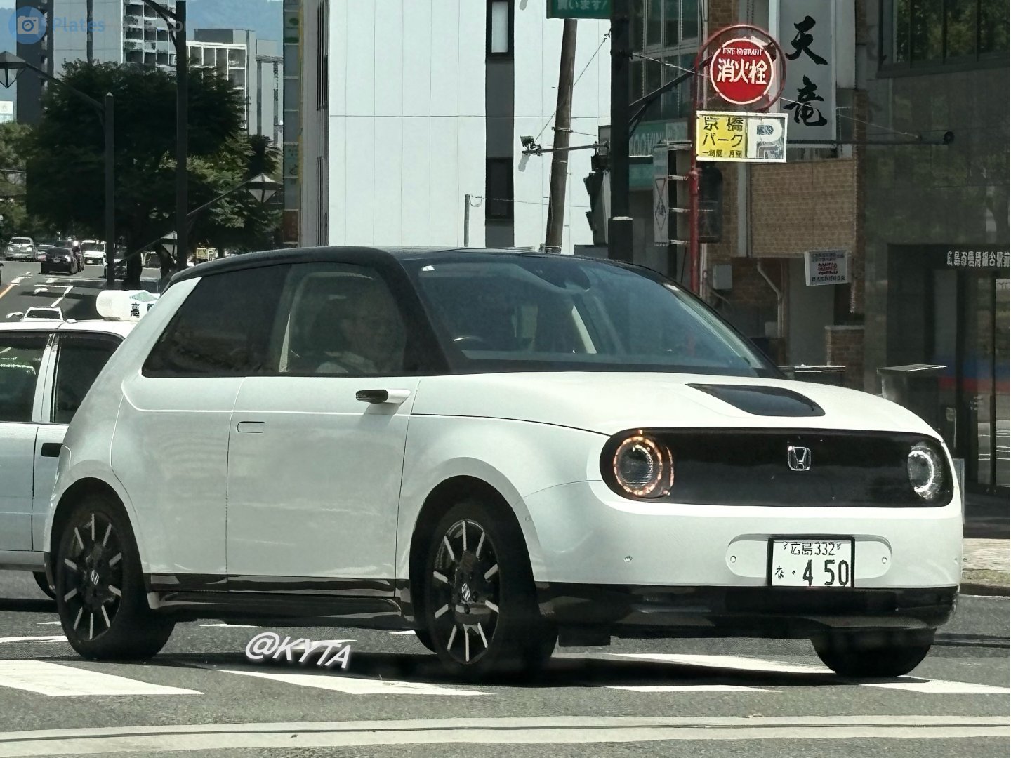 "広島 332 な 450" photos Honda e. Japan