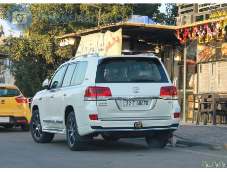 22 E 68878, Toyota Land Cruiser (Erbil Governorate) License plate of Iraq