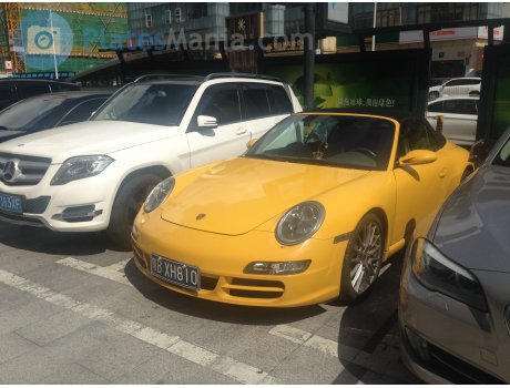 粤B·XH810, Porsche 911 (Shenzhen City) License plate of China
