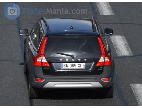 BA-065-XL, Volvo XC70 (Pyrénées-Atlantiques) French license plate