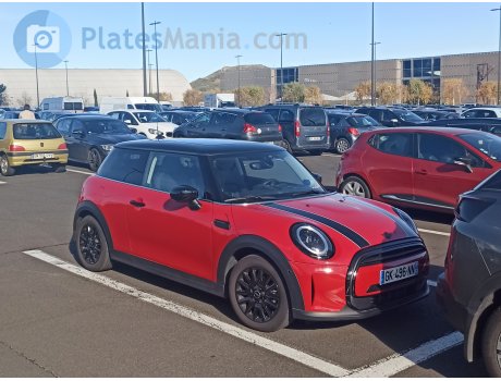 GK-496-NN, MINI Hatch (Puy-de-Dôme) French license plate