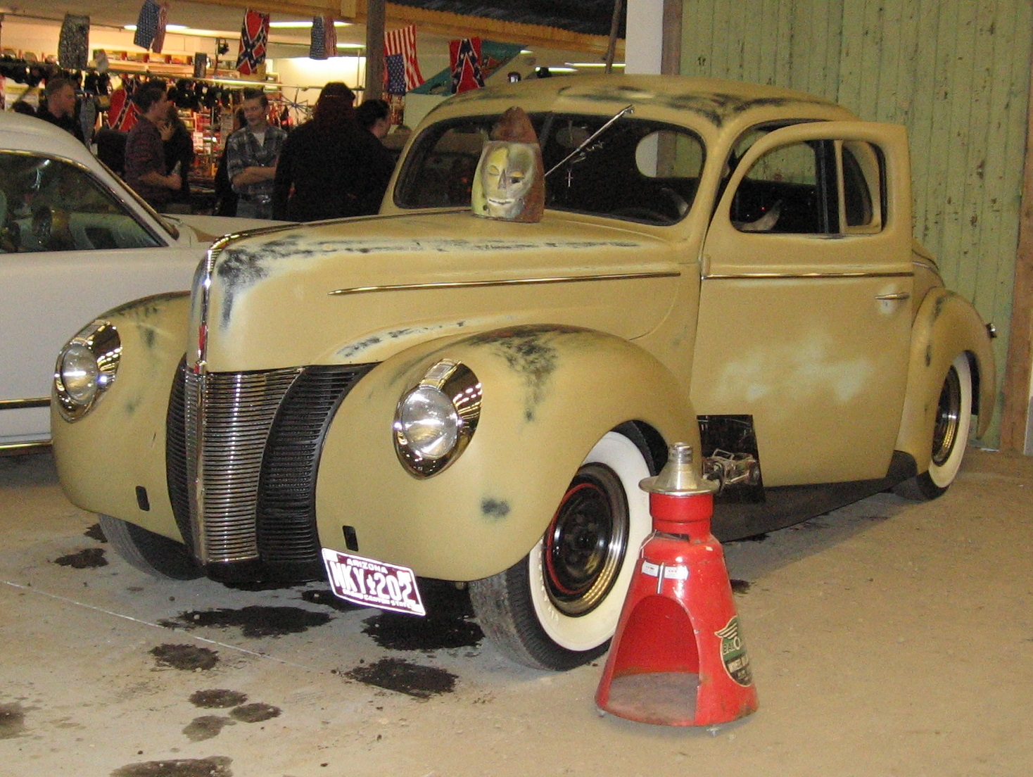 "NKY 202" photos Ford V8. USA