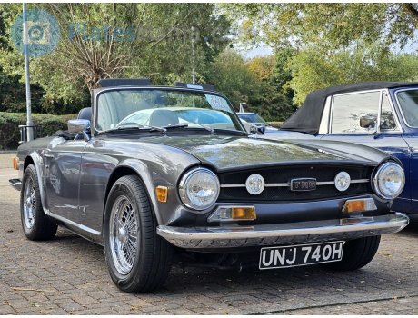 UNJ 740H, Triumph TR6 (Brighton) License plate of the United Kingdom