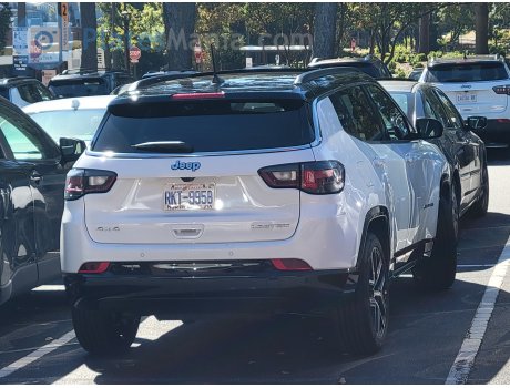 RKT-9958, Jeep Compass (North Carolina) License plate of the USA