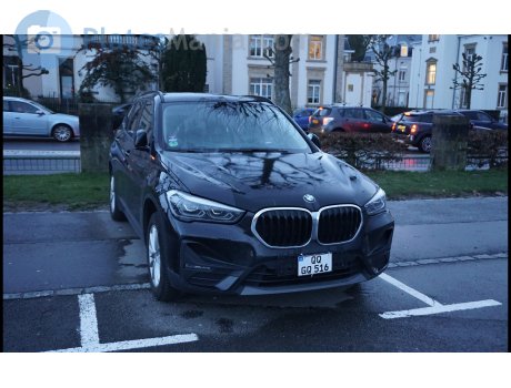 QQ GQ 516, BMW X1 (Export license plates) License plate of the USA ...