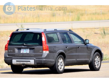 548 NAU, Volvo XC70 (Oregon) License plate of the USA