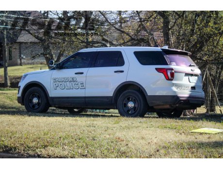 C/I-35305, Ford Police Interceptor Utility (Oklahoma) License plate of ...