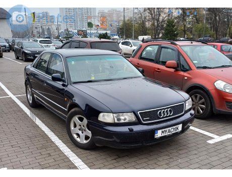 04 MYACHIK, Audi A8 (Dnipropetrovsk Oblast) License plate Ukraine