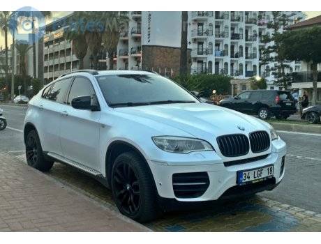 34 LGF 18, BMW X6 (İstanbul) License plate of Turkey