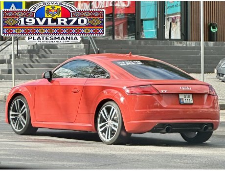 OIO 111, Audi TT , License plate of Moldova