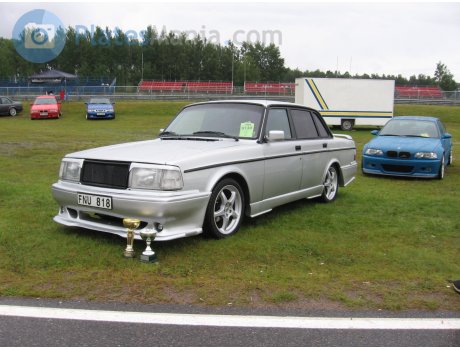 FNU 818, Volvo 240-Series , License plate of Sweden