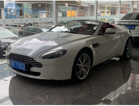 粤B·7YA32, Aston Martin Vantage (Shenzhen City) License plate of China