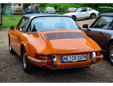 NE CH 267H, Porsche 911 (Neuss District) German license plate