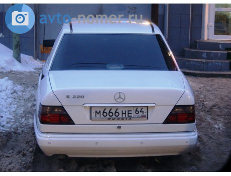 м666не64, Mercedes-Benz E-Klasse (Saratov Oblast) License plate Russia